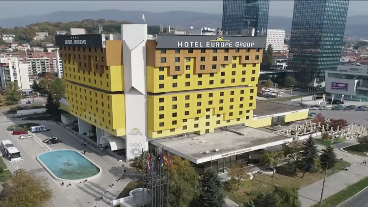War Hotels - Holiday Inn Sarajevo: In the Eye of the Siege | Al Jazeera ...